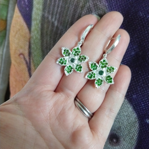 Jewelry | Adorable Genuine Emerald Chrome Diopside Art Earri | Poshmark